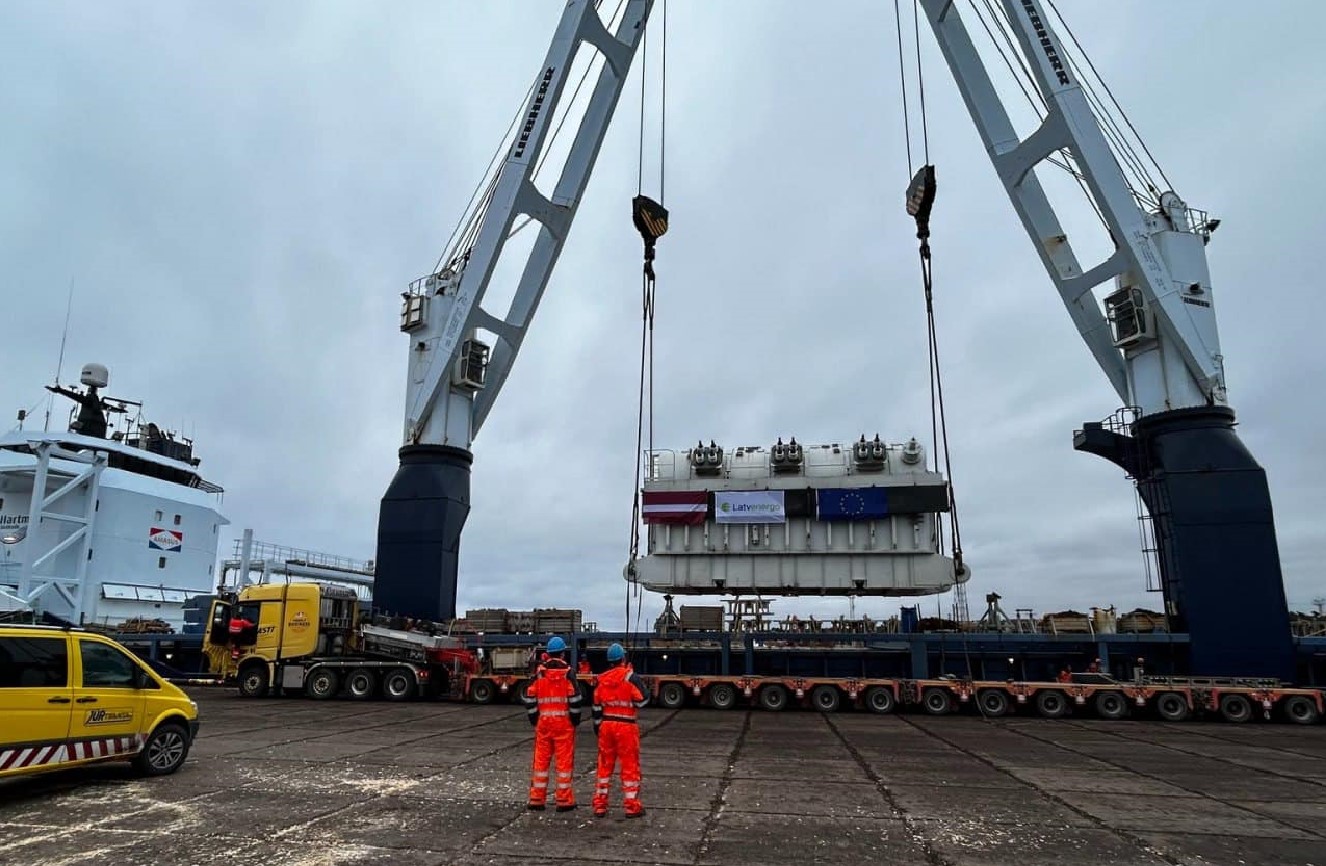 Україна отримала потужний трансформатор з Латвії | Україна.інфо