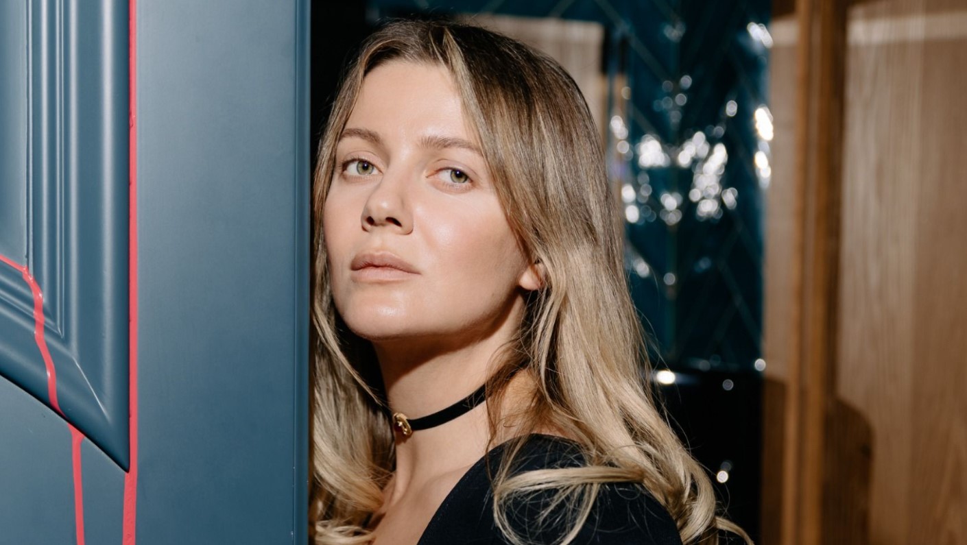 Дивіться кліп на спільну пісню KOLA і Bulvar LU — «Дотикам» | Україна.інфо